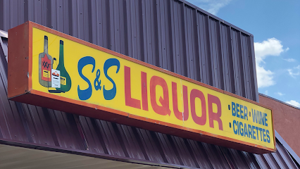 S&S Liquor Store - Licorería en Bryan | Bebidas Alcohólicas
